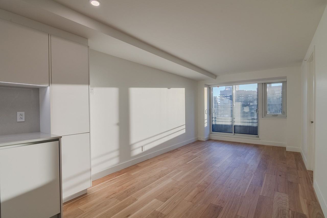 3460 Peel Street Apartments - 3460 Rue Peel, Montréal, QC H3A 2M1 - Zumper