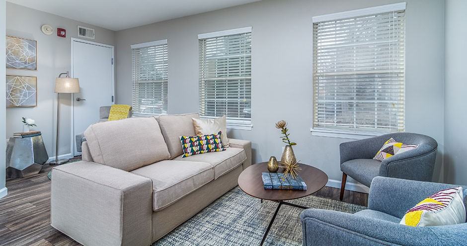 Windscape of Naperville Apartments - 896 Benedetti Dr Naperville IL ...