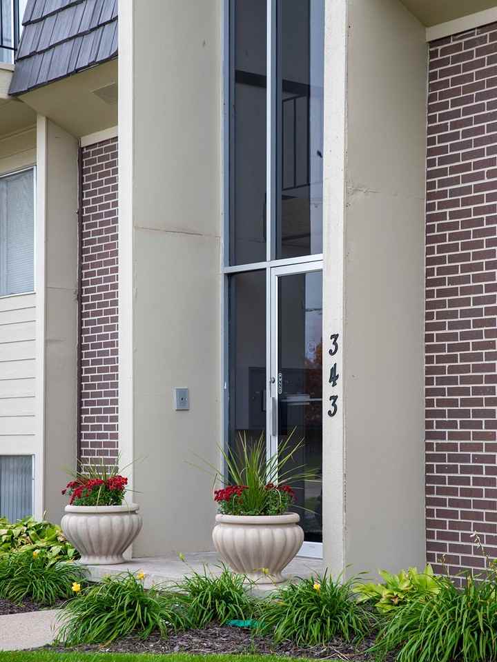 78th Place Apartments - 343 S 78th St Omaha NE | Zumper