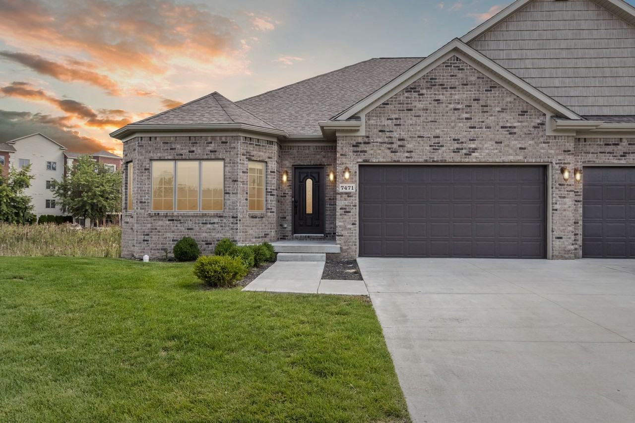 The Summit - 1243 Main Gate Dr, Davison, MI 48423 - Apartment for Rent ...