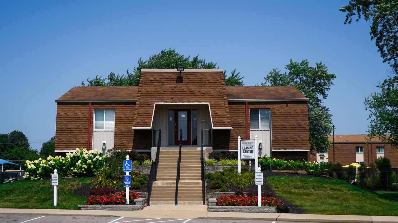 Northgate Meadows Apartments - 10101 Arborwood Dr Northbrook OH | Zumper