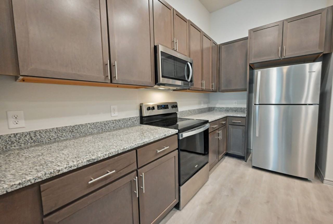 Heritage Estates at Wells Branch - Senior Living 55+ Apartments - 14011 ...