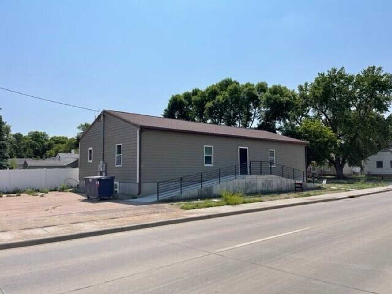 Sigmund 4plex Apartments - 324 W 10th Ave Mitchell SD | Zumper