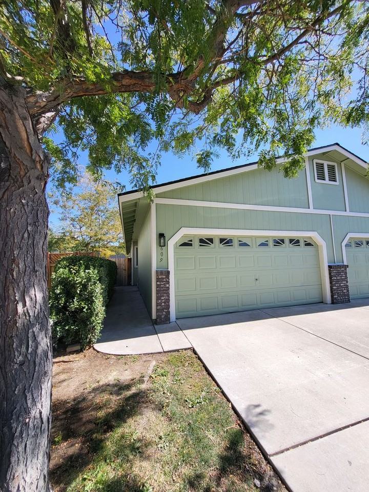 LIN0609-611>** Apartments - 609 Linda Kay Ct Carson City NV | Zumper