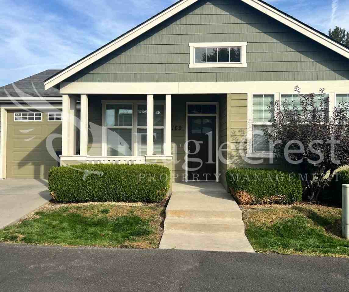 Rodeo Loop Condos Apartments - N College Ave Garrett WA | Zumper