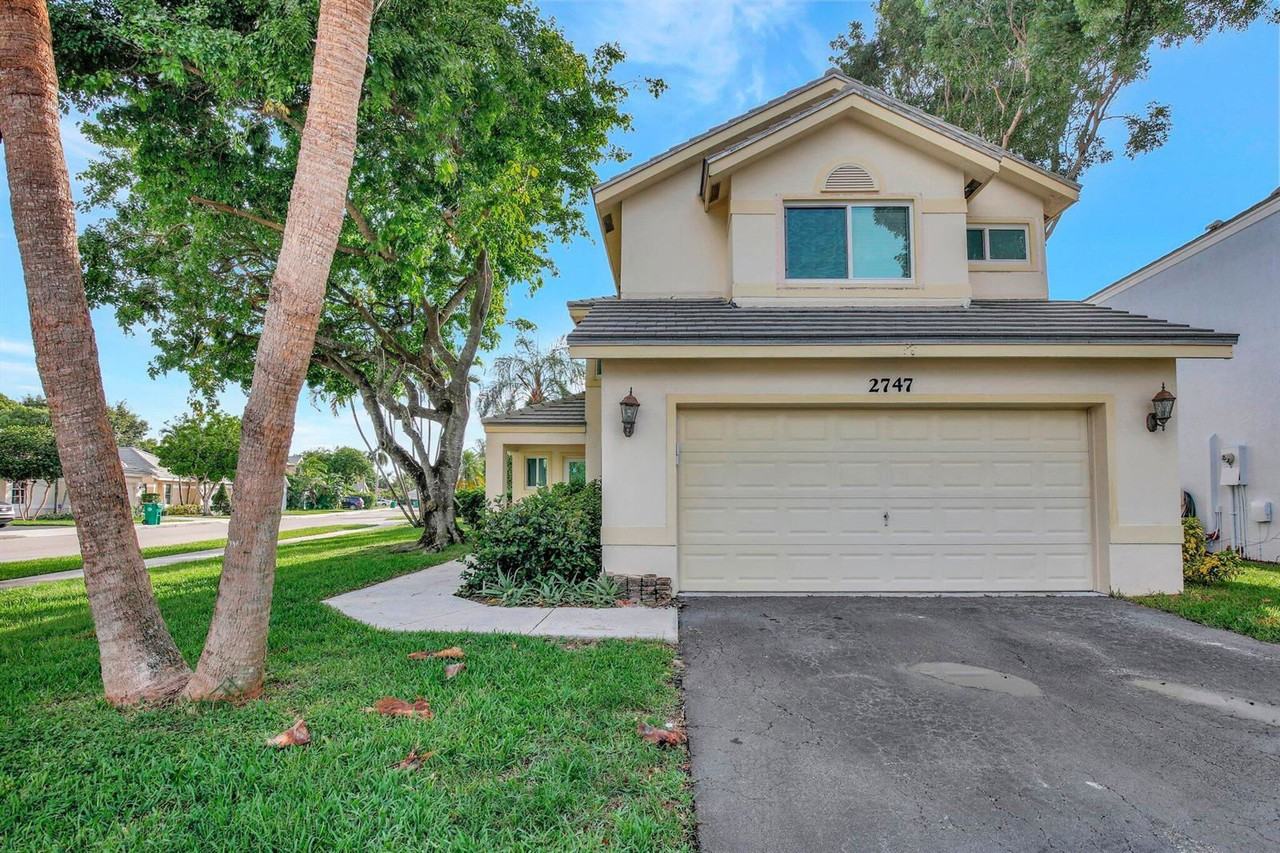 2747 Pinewood Ct, Davie, FL 33328 - 3 Bedroom Apartment for Rent ...