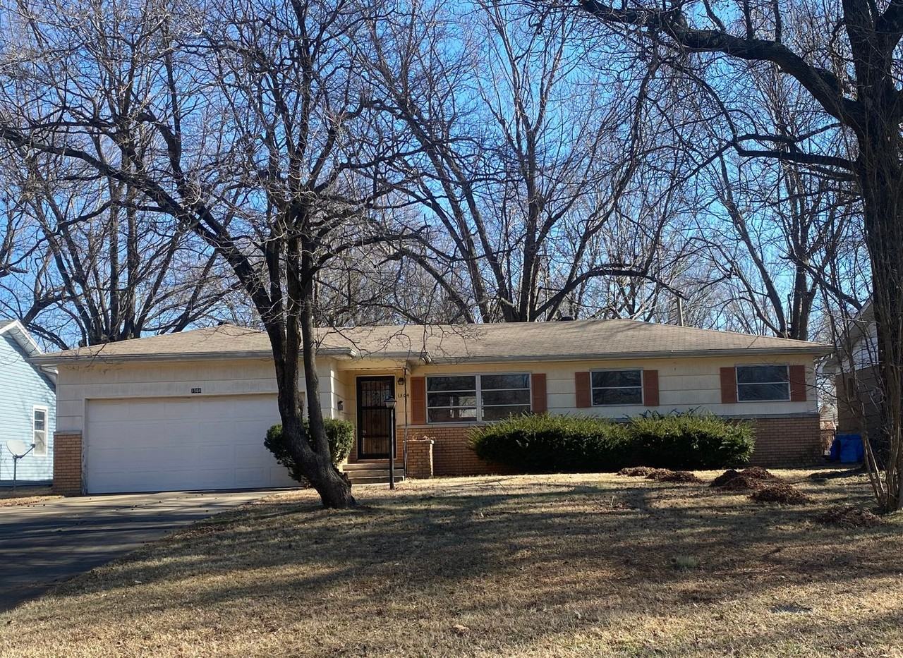 1504 S Barnes Ave, Springfield, MO 65804 - 2 bedroom House Rental - Zumper