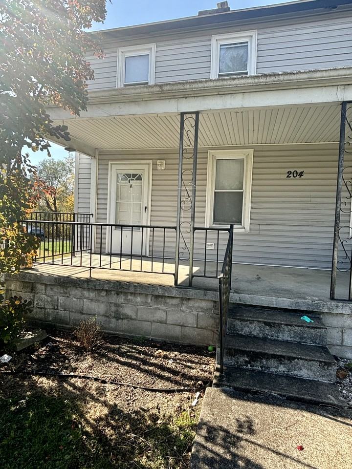 204 Washington Street, Oliver, PA 15472 2 Bedroom House for $800/month ...