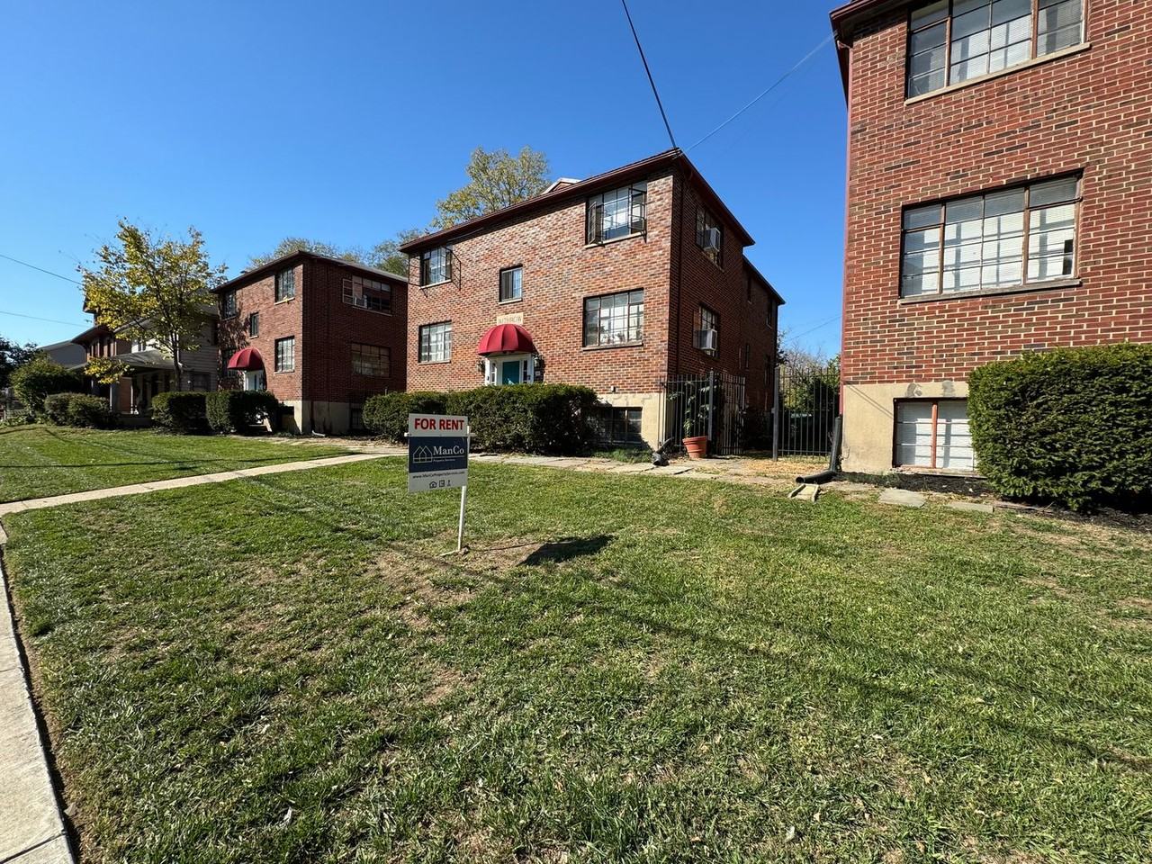 MAJ - 833 Riverview Terrace Apartments - 833 Riverview Ter Dayton OH ...