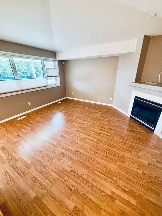 3127 Randall Road East Apartments - 3127 Randall Rd E Regina SK | Zumper