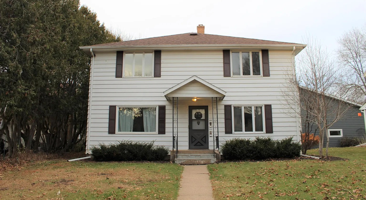 Moon Properties Apartments - 318 Mckinley Ave Eau Claire WI | Zumper