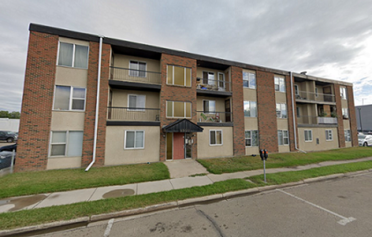 Large 1 Bedroom Unit!!! One Month Free Rent!! Apartments - 4920 47 St ...