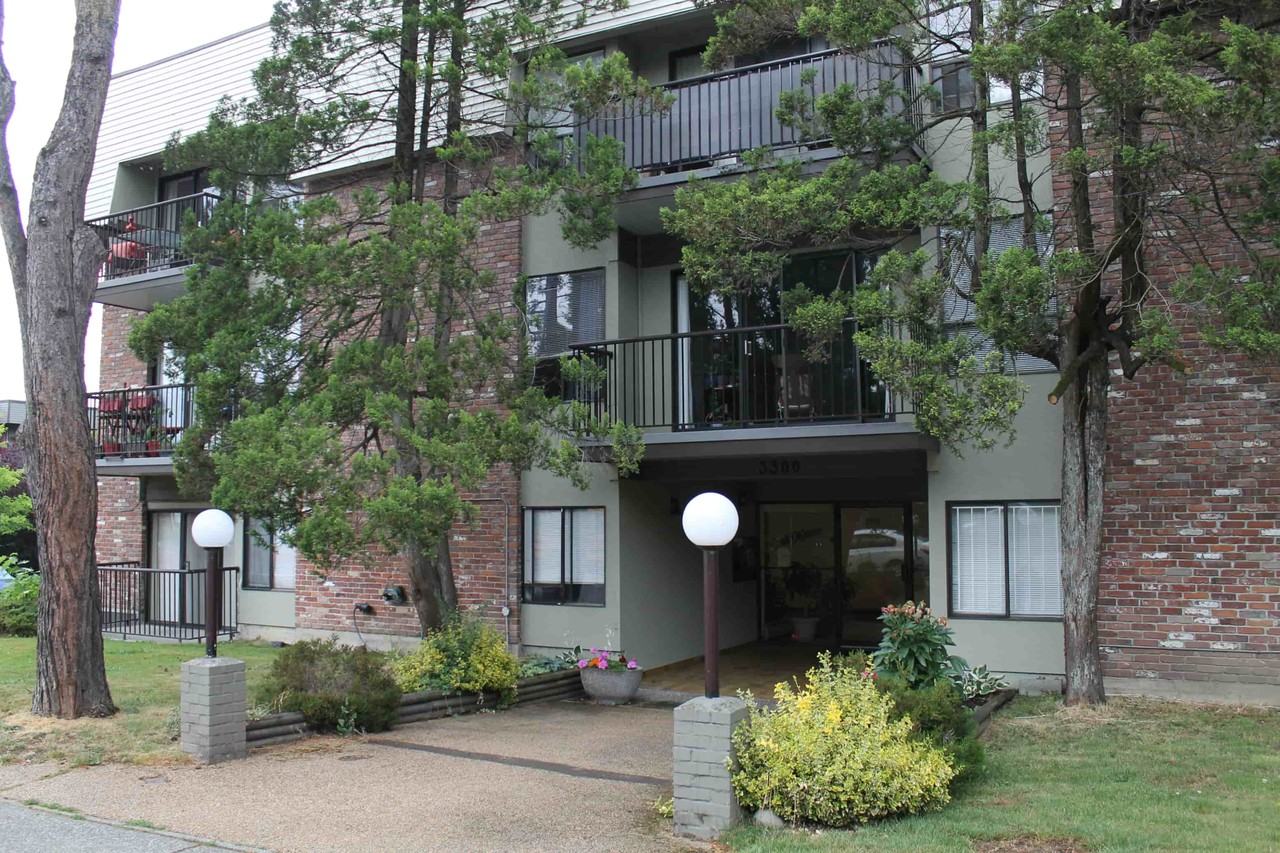 Oak Manor Apartments - 3300 Oak St Vancouver BC | Zumper