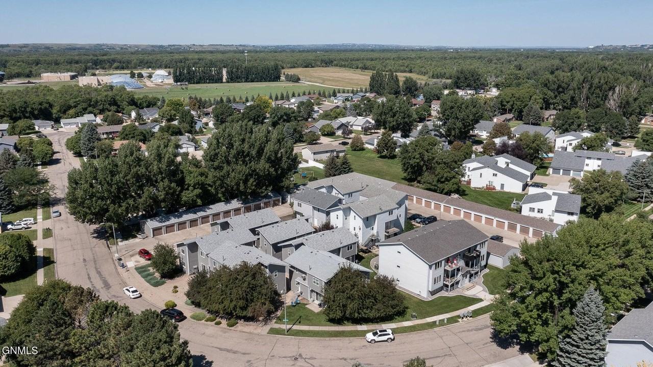 Warwick Loop Apartments - Bismarck ND | Zumper