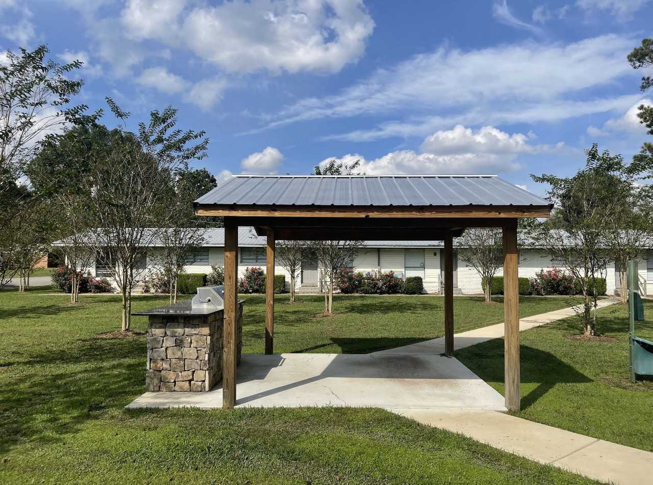 Mulberry Apartments - 400 Arkadelphia Rd Ne Hanceville AL | Zumper