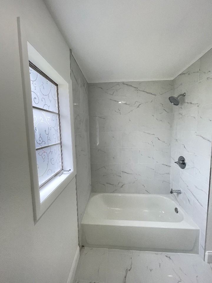 TONIC 1045 Enterprises LLC Apartments - 1047 E Lake Parker Dr Combee ...