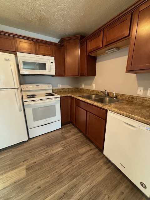 911 North Riverside Drive Apartments - 911 N Riverside Dr Winamac IN ...