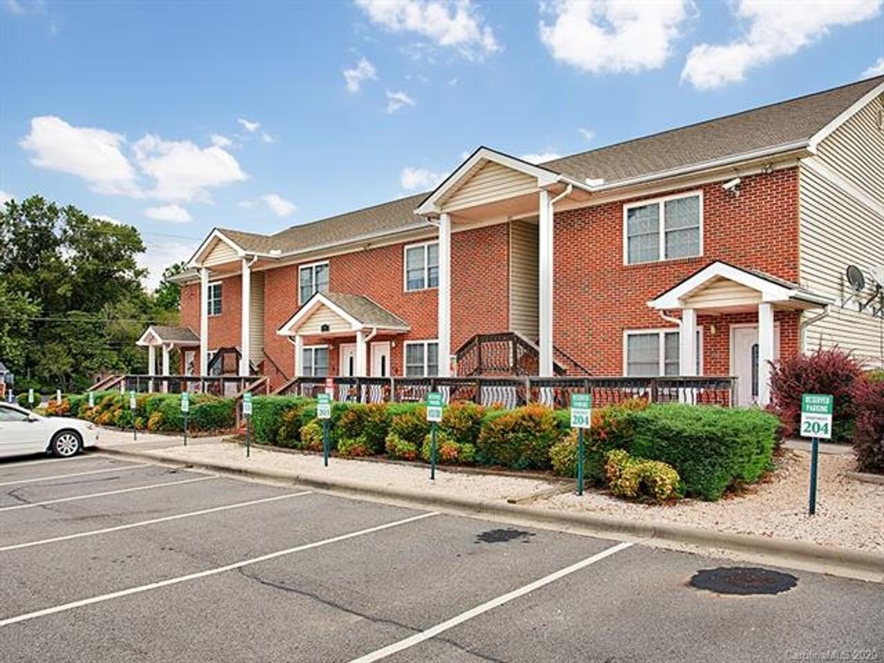 Mulberry Apartments - 59 Mulberry St Clyde NC | Zumper