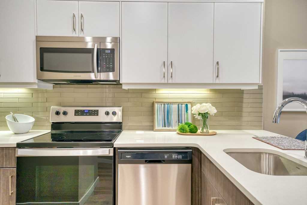 District 121 Apartments - 10512 121 Street NW Edmonton AB | Zumper