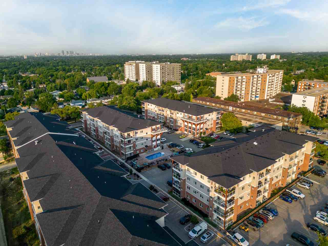 The Edison Apartments - 447 Edison Avenue Winnipeg MB | Zumper