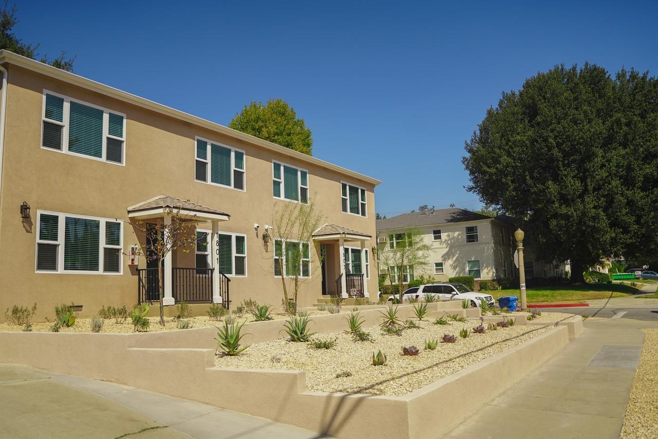 1801 Chevy Chase Apartments - 1801-1803 E Chevy Chase Dr & 605 Corwin ...