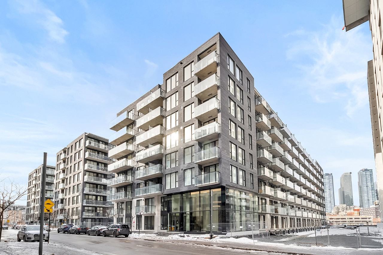 1485 Rue des Bassins #724B, Montréal, QC H3C 1B7 - Studio Apartment for ...