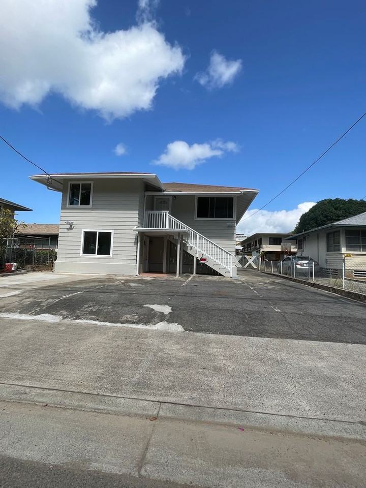 1112 Kamaile St Apartments - Urban Honolulu HI | Zumper