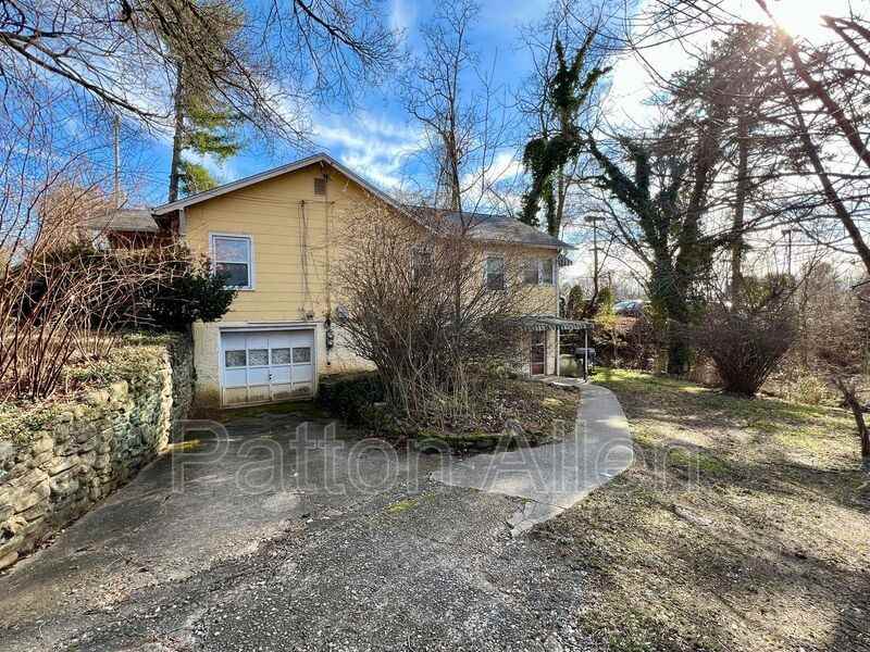 4 Avon Rd #4B, Asheville, NC 28805 1 Bedroom Apartment for $990/month ...