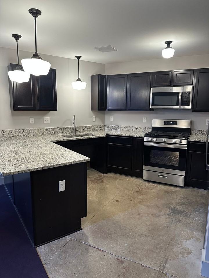 Keystone Lofts Apartments - 30 S Stolp Ave Aurora IL | Zumper