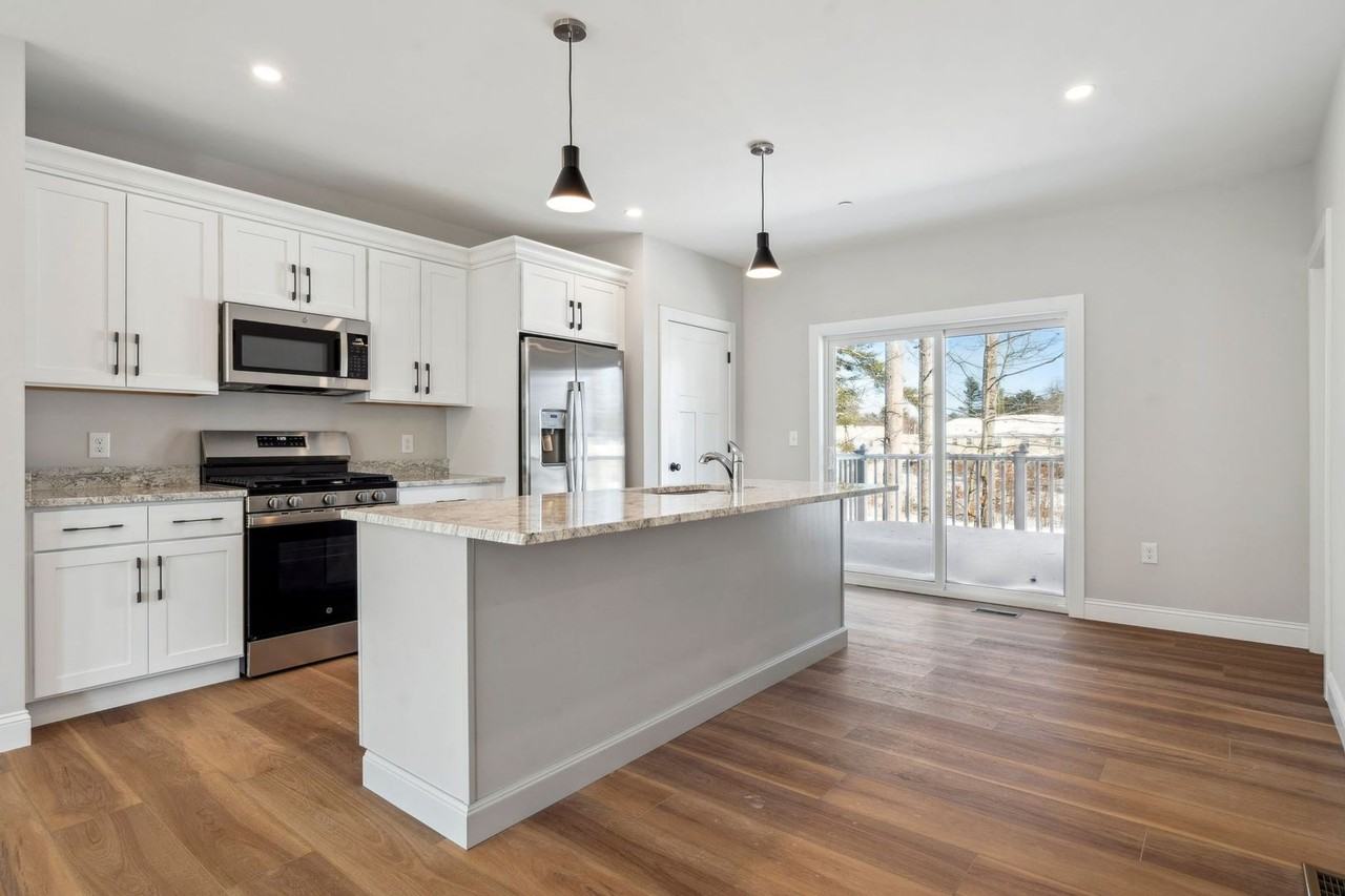 Bayberry Commons Apartments - 98 Old Gonic Rd Rochester NH | Zumper