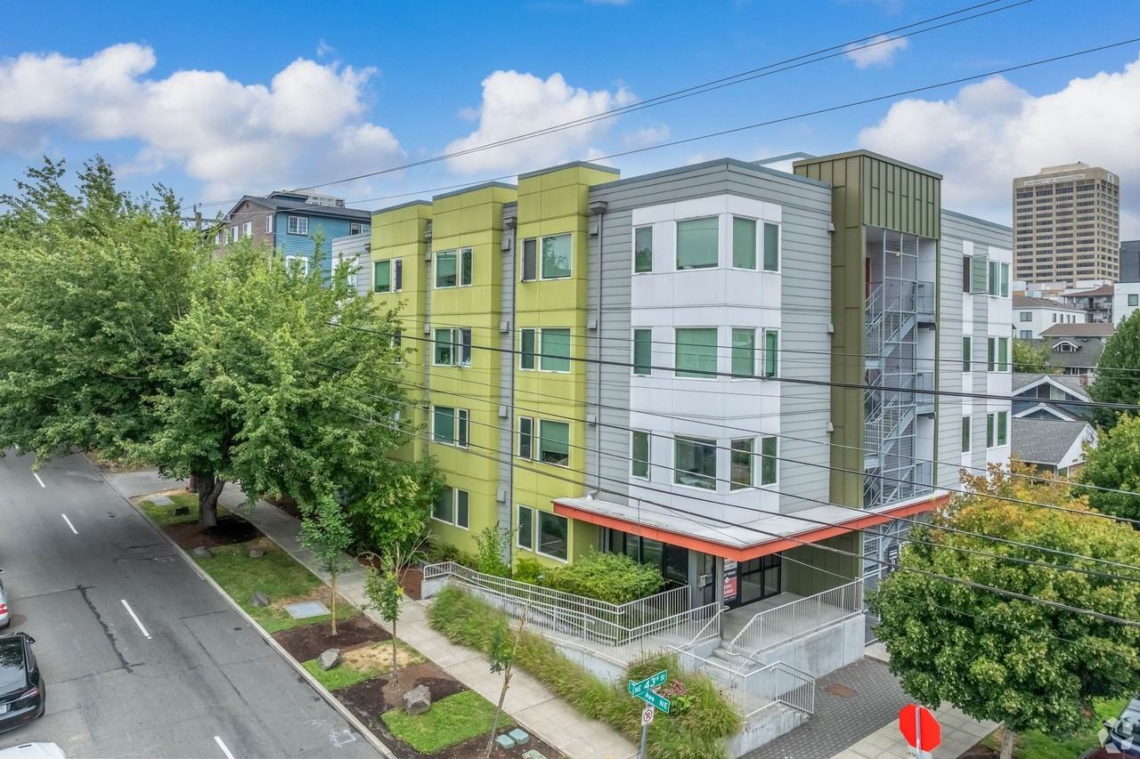 Verve Flats is now Leasing! - 4302 7th Ave Ne, Seattle, WA 98105 - Apartment for Rent | PadMapper
