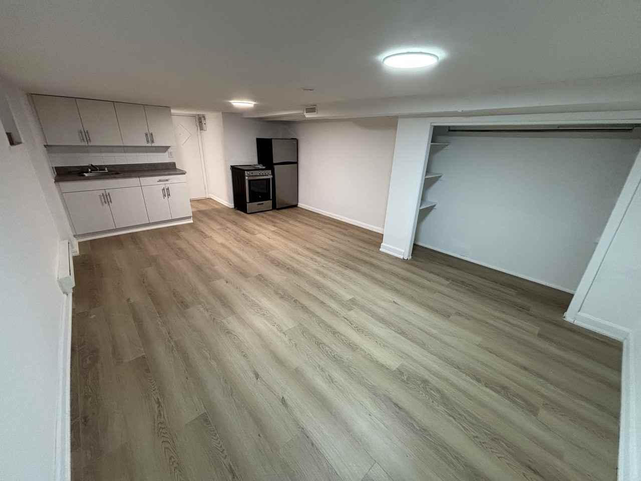 1215 Bathurst St, Toronto, ON M5R 3H3 - Apartment for Rent | PadMapper