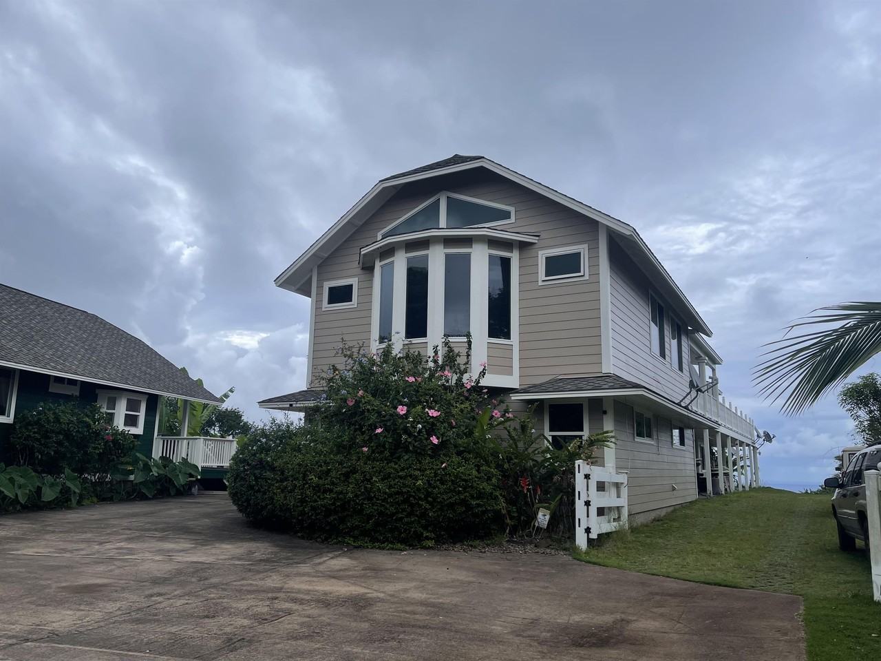 220 Kaukini Loop Apartments - Wailuku HI | Zumper