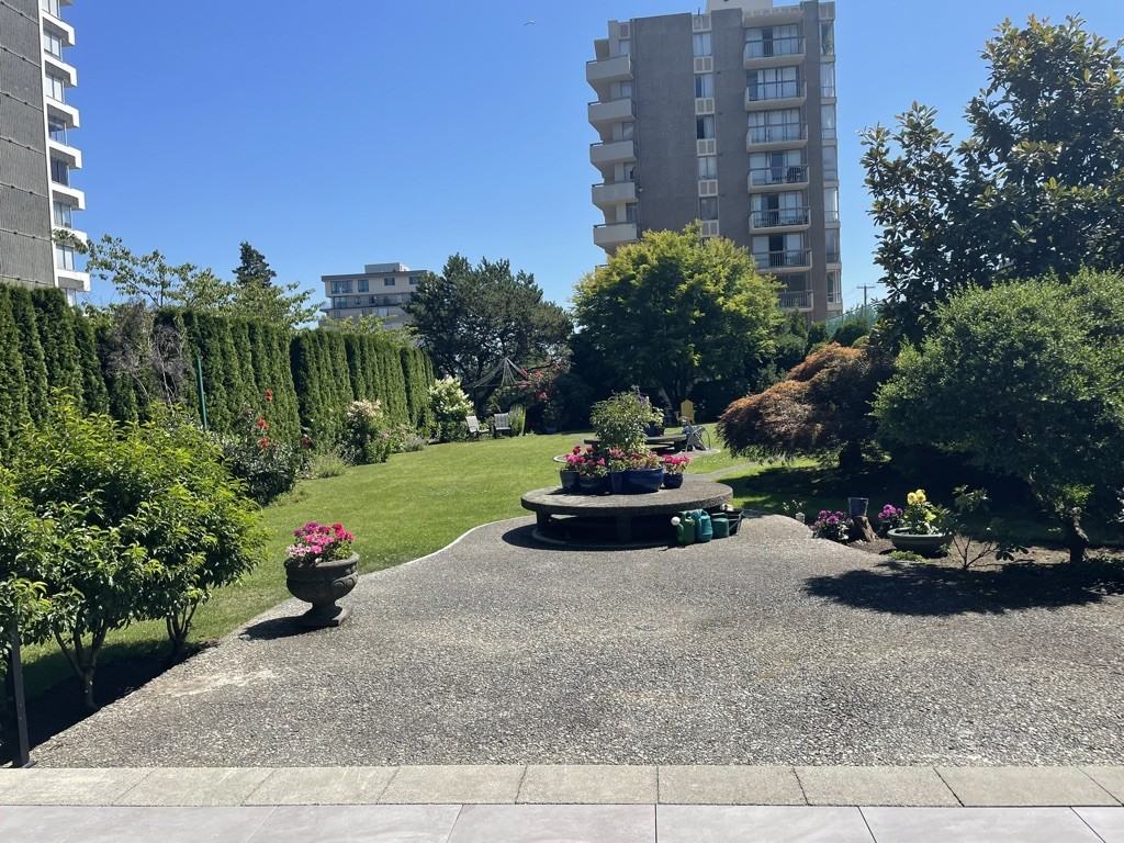 2370 West 2nd Avenue #1202, Vancouver, BC V6K 1J2 - 1 Bedroom Apartment for Rent | PadMapper