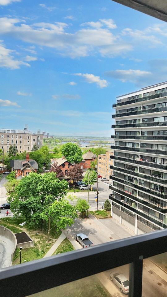 Bronson Place Apartments - 440 Gloucester Street Ottawa ON | Zumper