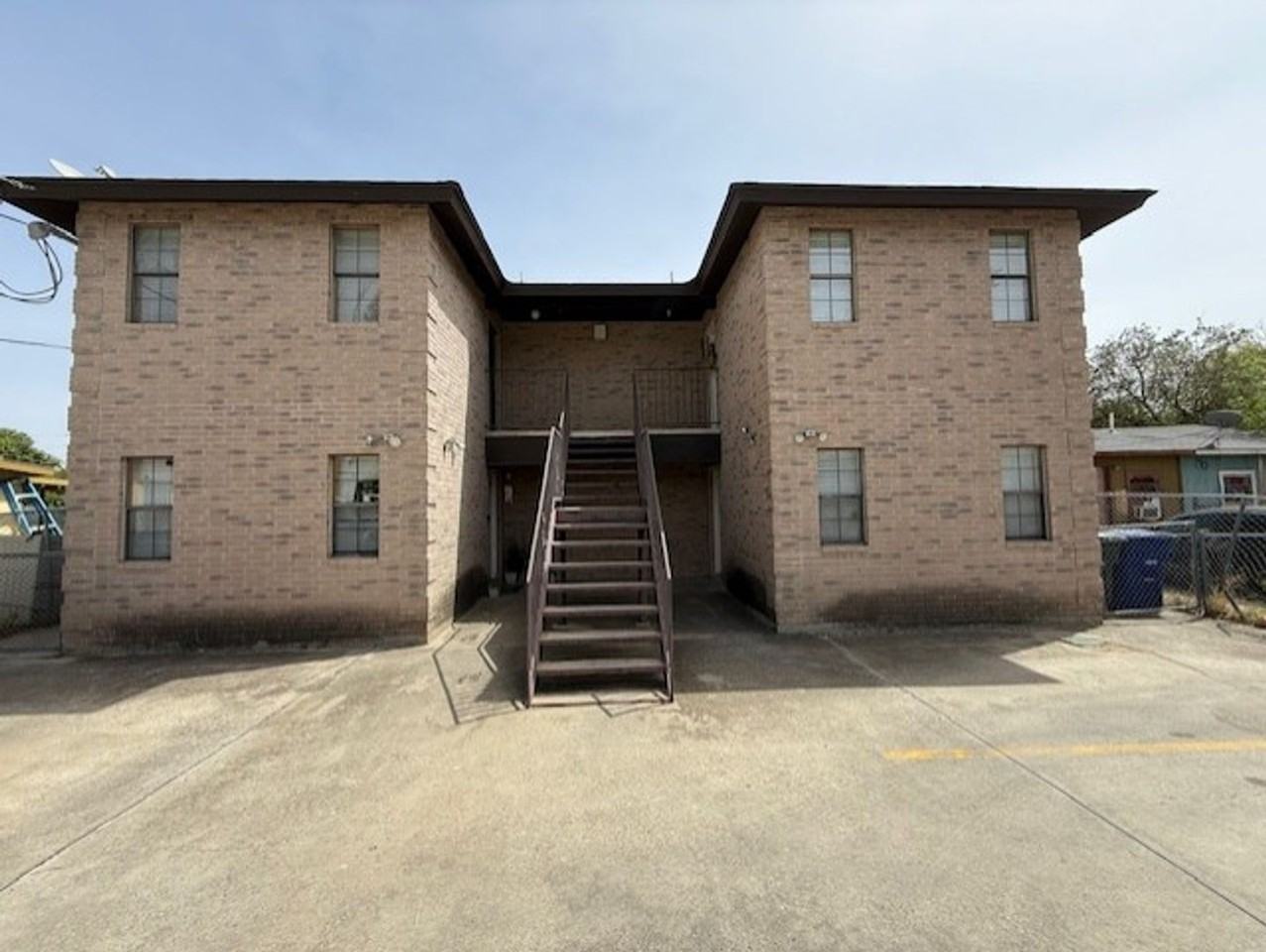 Mims Apartments - Laredo TX | Zumper