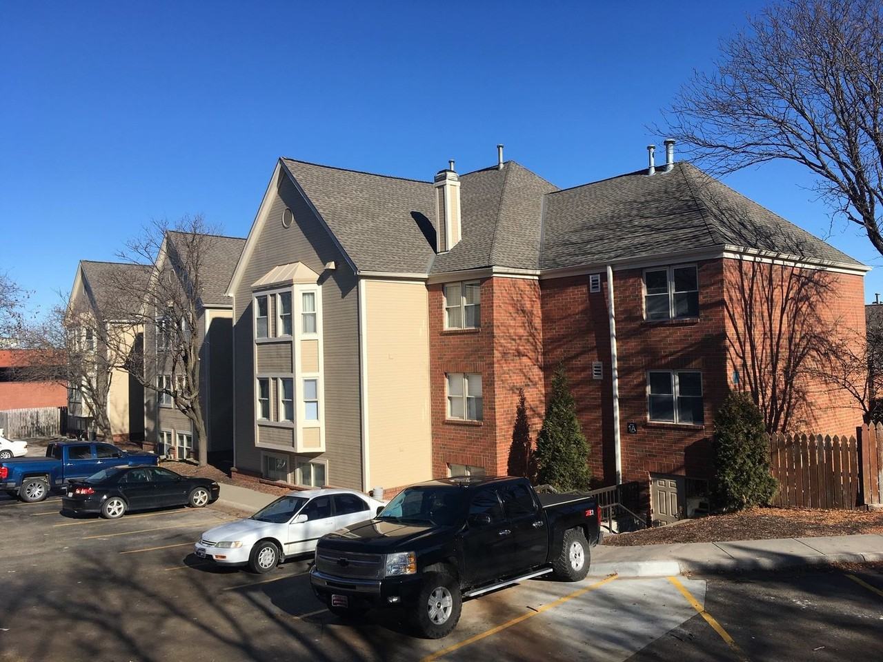 Aksarben View Apartments - 7010 Hascall St Omaha NE | Zumper