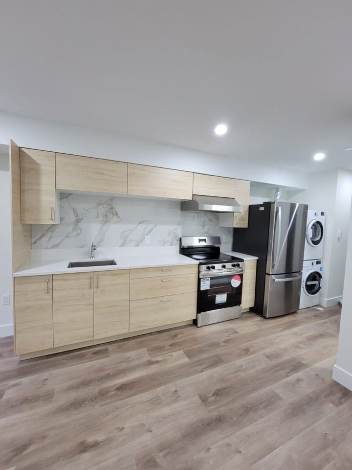 Tisdall St & W 50th Ave, Vancouver, BC V6P 3N5 - 2 Bedroom Apartment for Rent | PadMapper