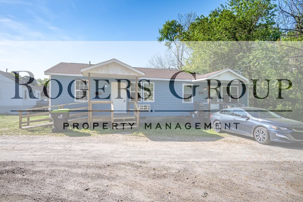 #391*** - 804 Epsom Rd Duplex Apartments - 804 Old Epsom Rd Henderson ...