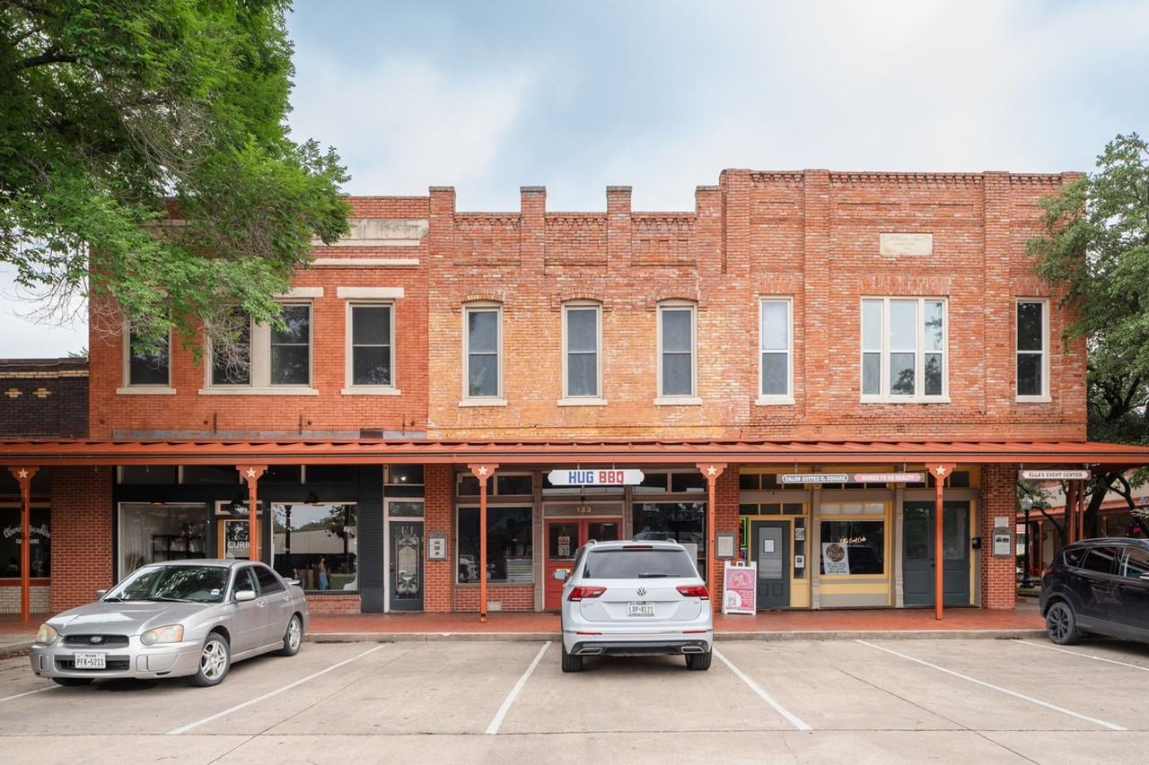 Historic Downtown Lancaster Apartments - 150 E 1st St Lancaster TX | Zumper