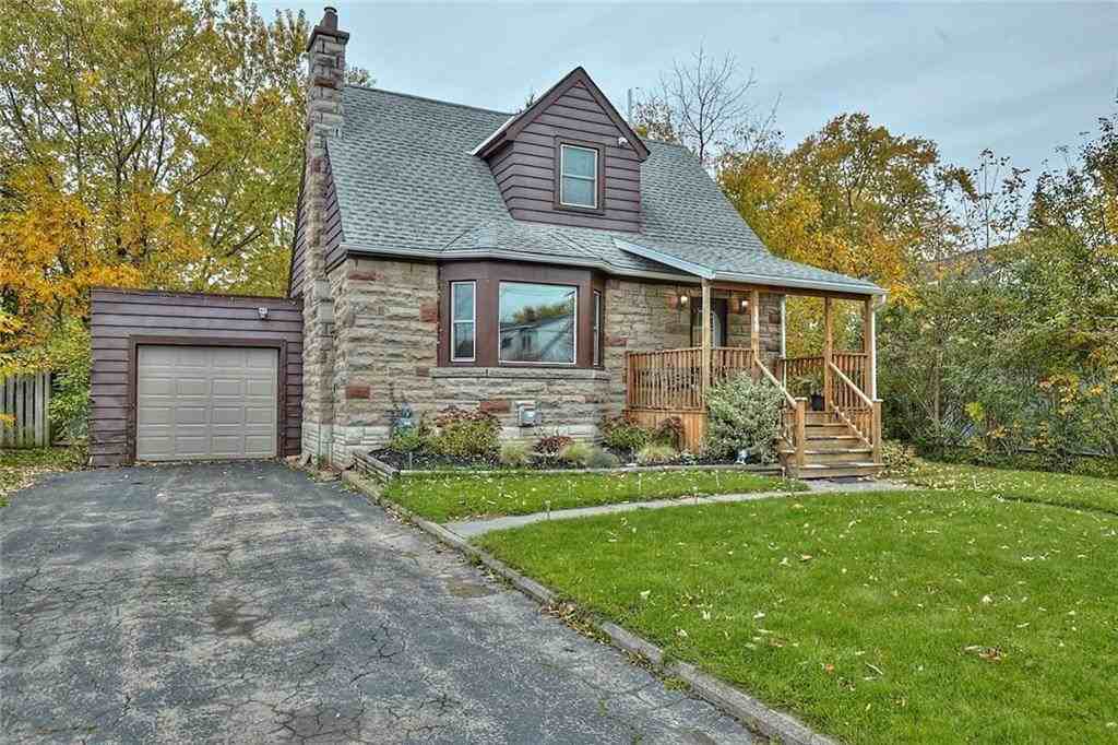 Upper- 149 First Avenue-*$200 Discount for First 2 Month’s Rent ...