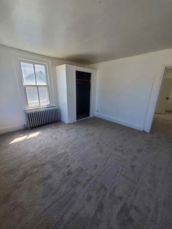 5026-5028 18th Ave. (Duplex) Apartments - 5026 18th Ave Kenosha WI | Zumper