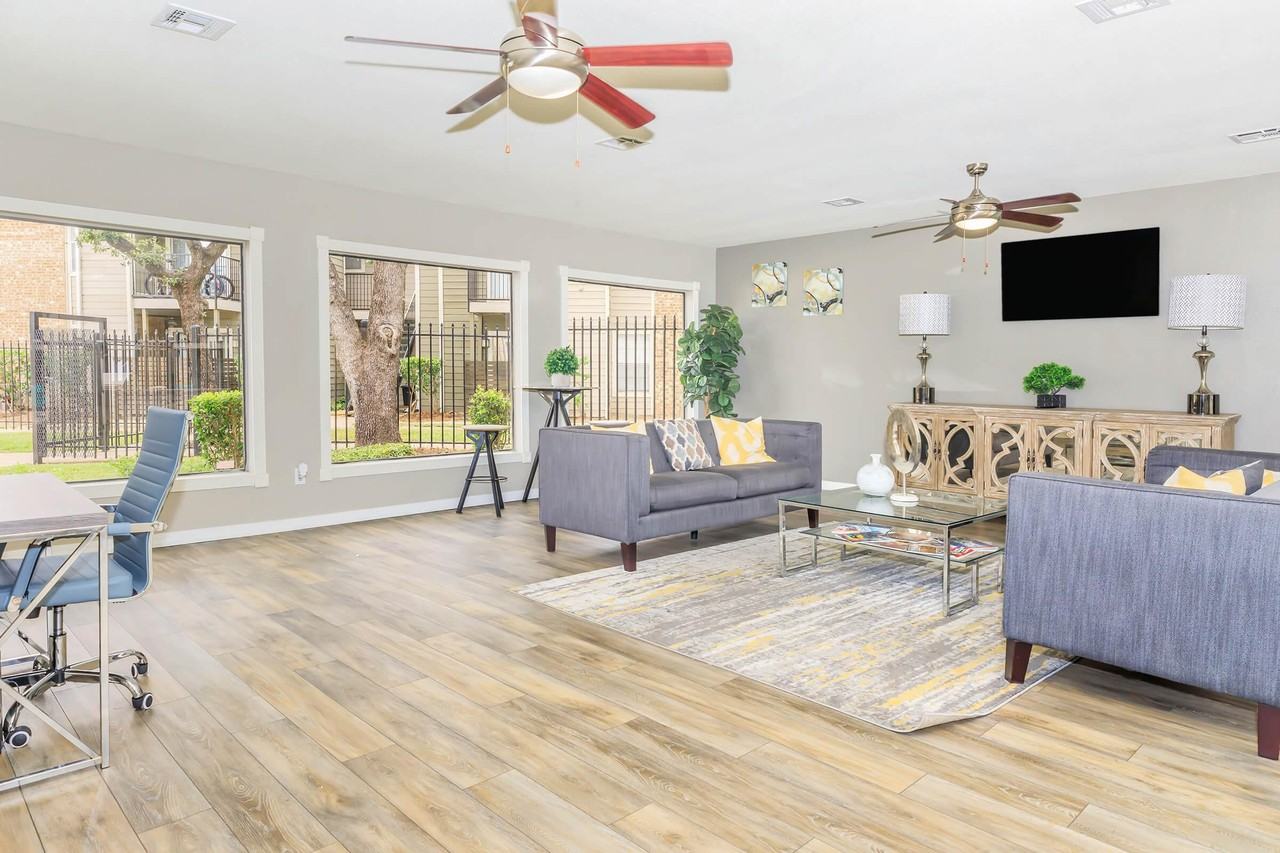 Oak Run Manor - 4100 Vista Rd, Pasadena, TX 77504 - Apartment for Rent ...