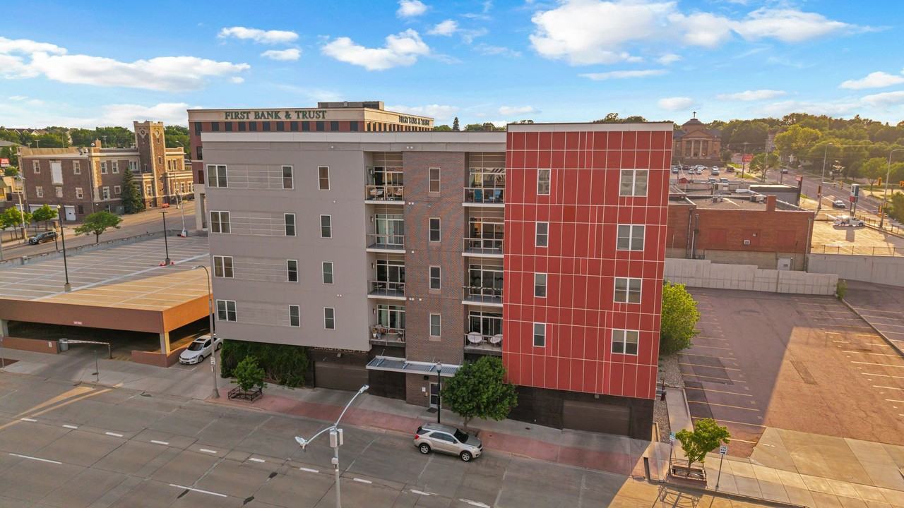 Dakota Lofts Downtown Apartments - 115 N Dakota Ave Sioux Falls SD | Zumper