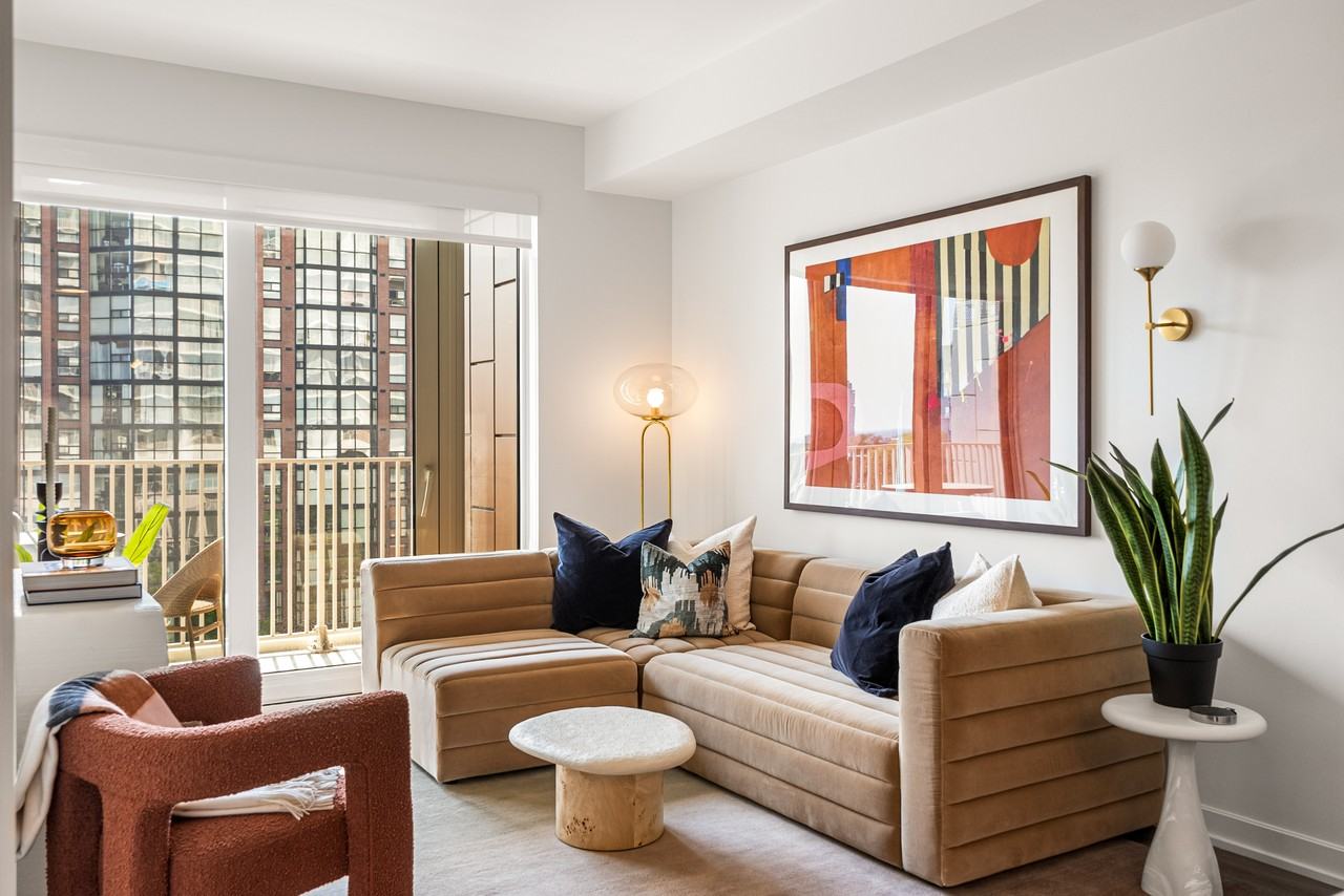 West House Apartments - 88 Bathurst St Toronto ON | Zumper