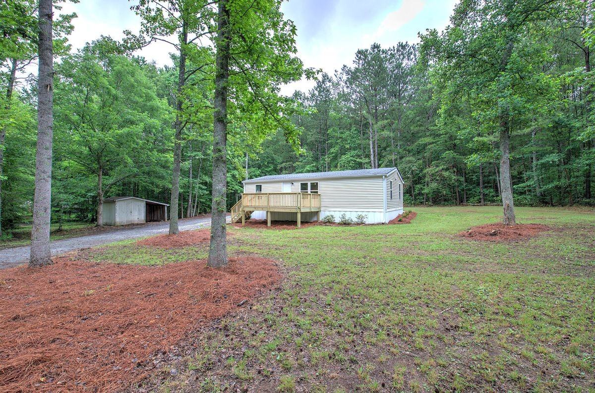 24 Black Rd Ne, White, GA 30184 - 3 bedroom House Rental - Zumper