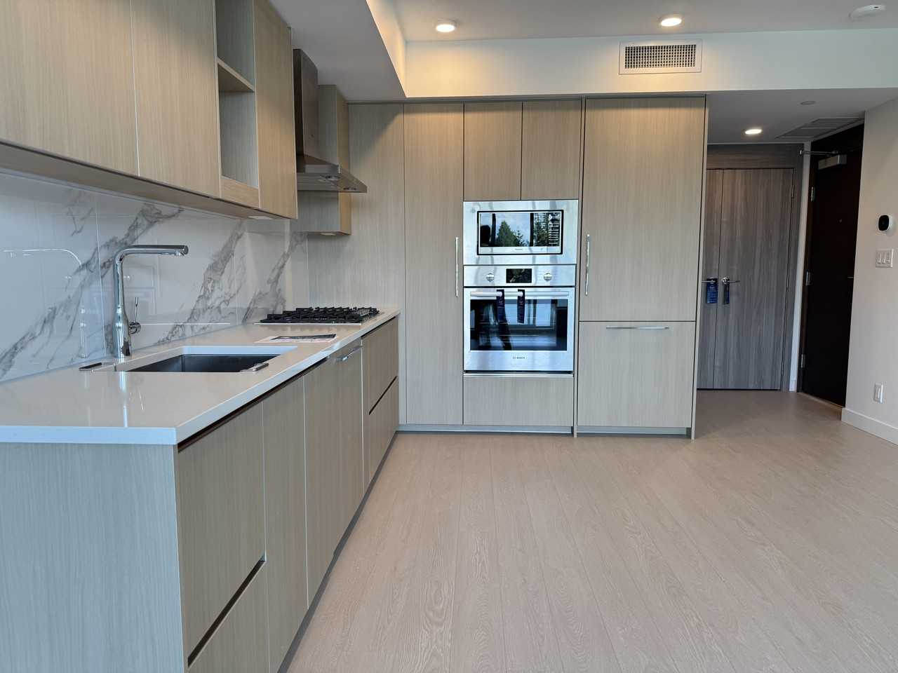 13778 100 Avenue, Surrey, BC V3T 5X7, CAN - 15 unit Rentals - Zumper