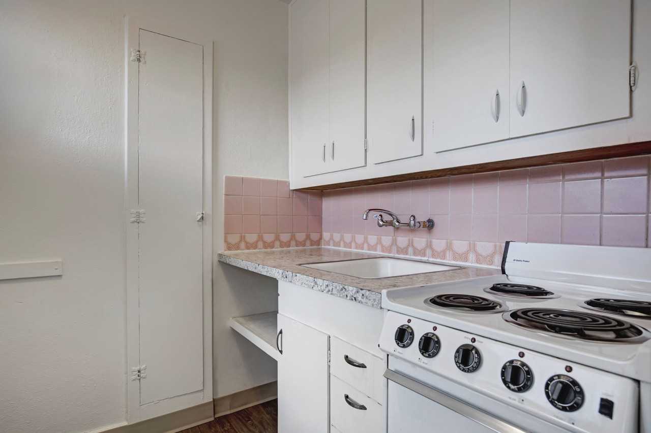 Olive Tower Apartments - 1624 Boren Ave Seattle WA | Zumper