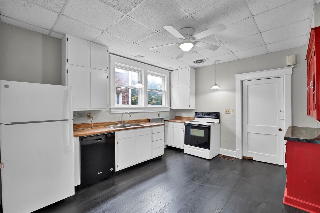 2059 Alta Avenue, Louisville, KY 40205 4 Bedroom House for $3,000/month ...