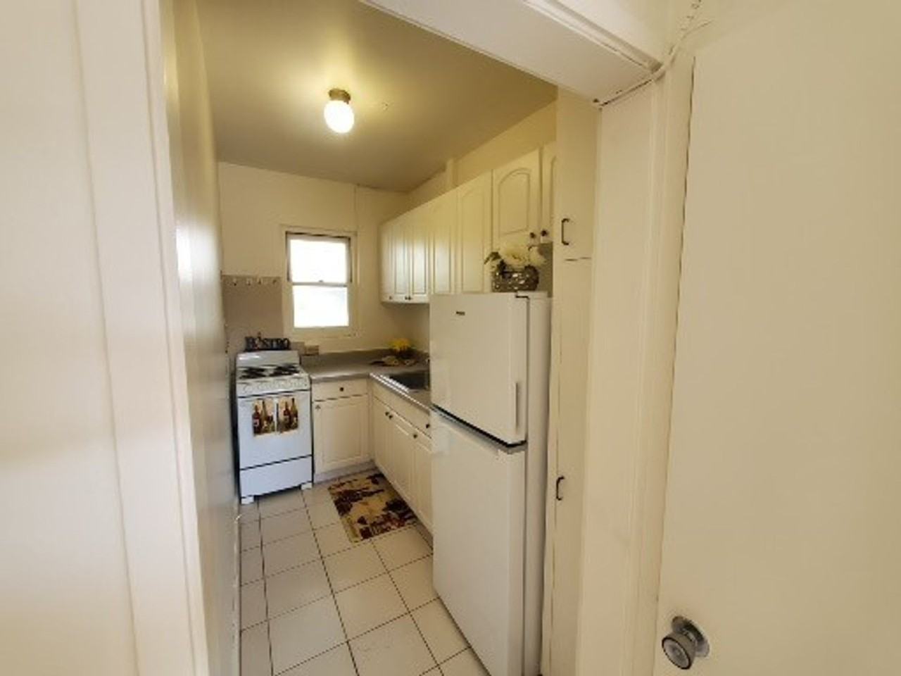 1886-VW Apartments - 1439 Pensacola St Urban Honolulu HI | Zumper